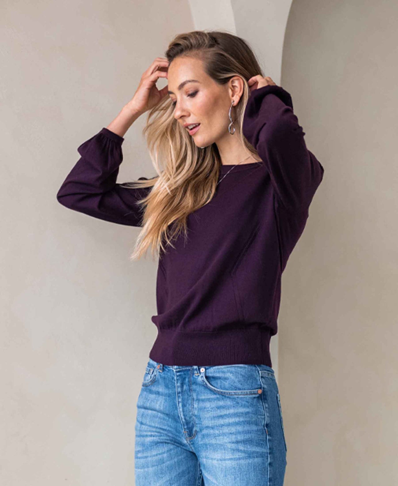 Aubergine kleurige merinowollen damestrui | PLEIN PUBLIQUE